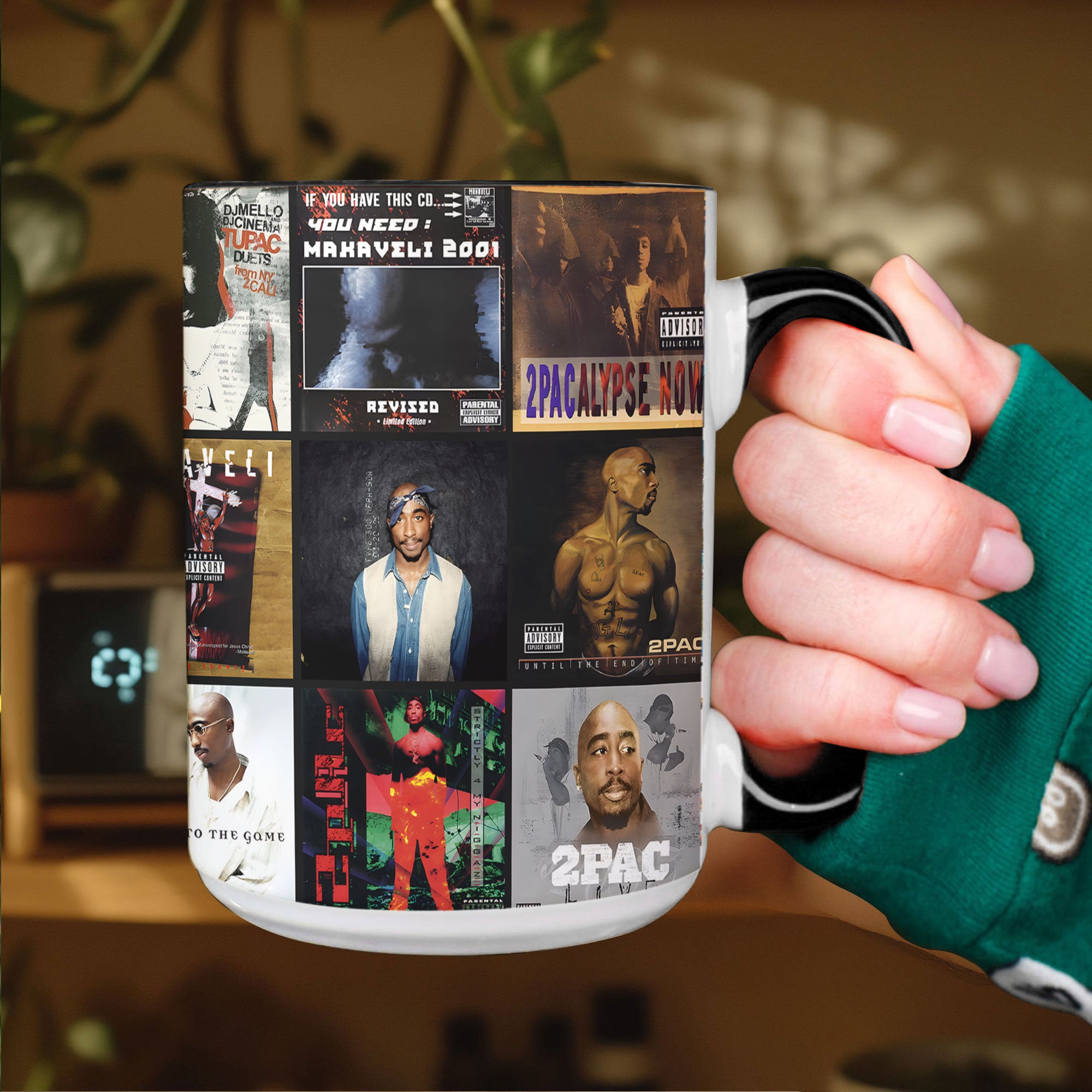 2Pac Accent Mug – Iconic Album Cover Collage Gift – Printnest